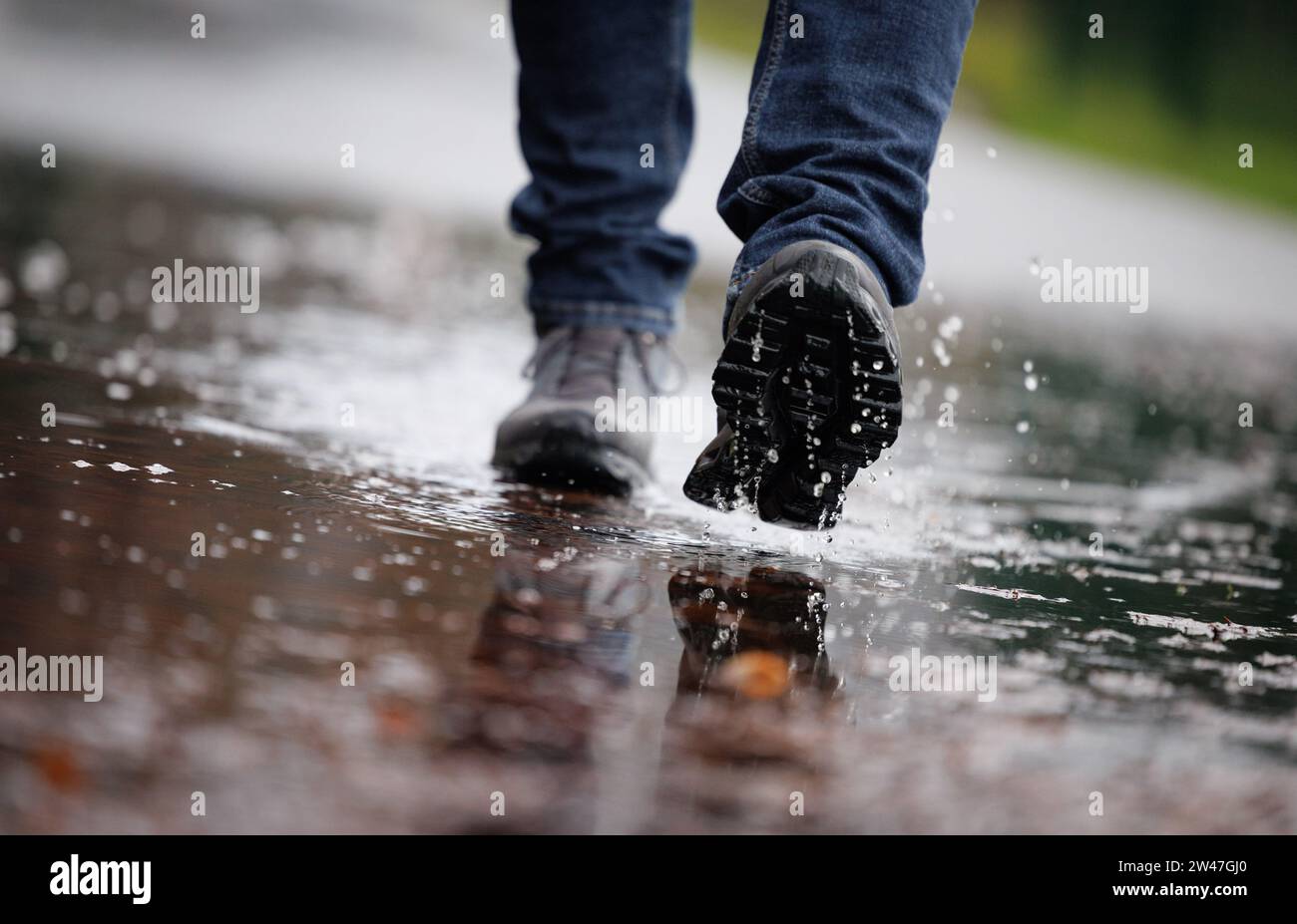 Expecting rain hi-res stock photography and images - Alamy