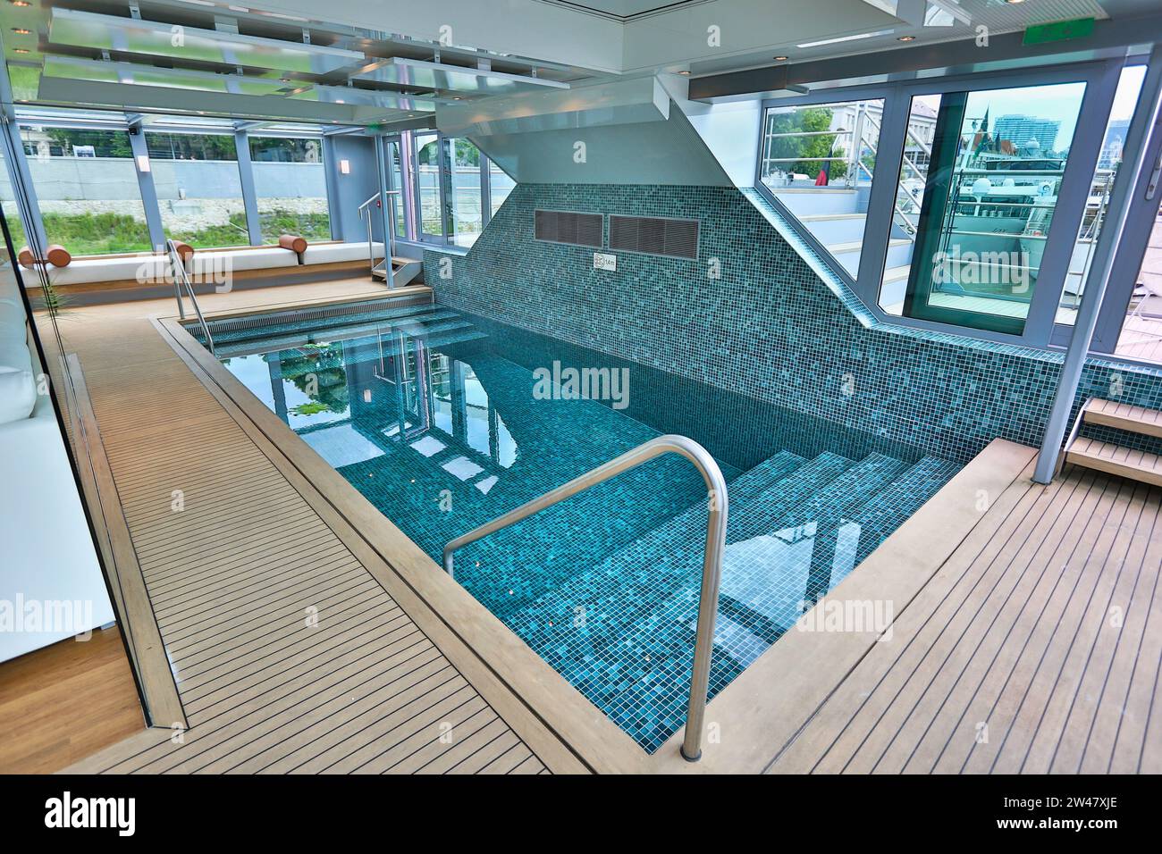 Amadeus Queen river cruise ship, Lüftner Amadeus cruises Stock Photo ...