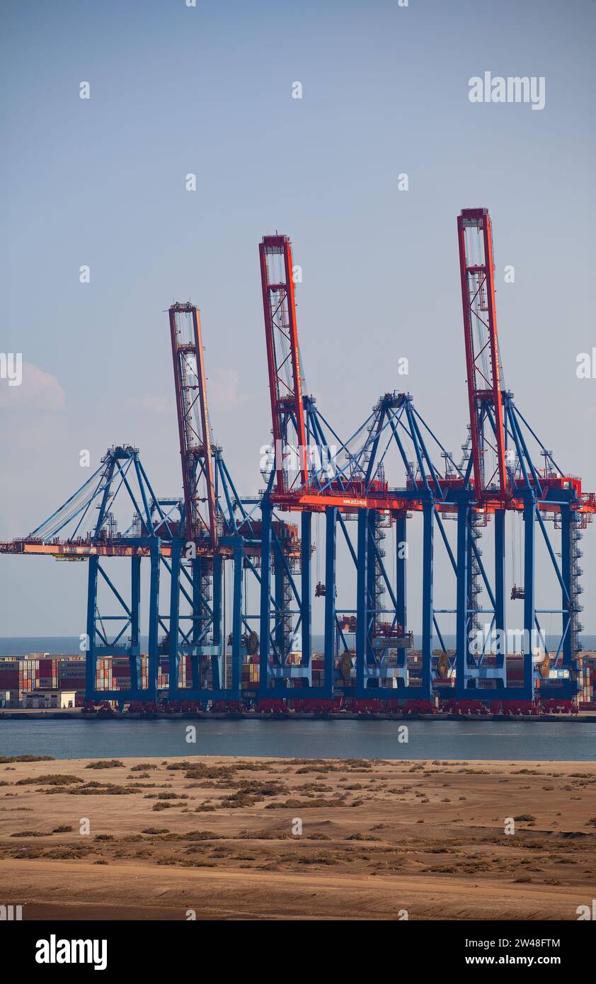 Industry cranes, Suez canal Stock Photo - Alamy