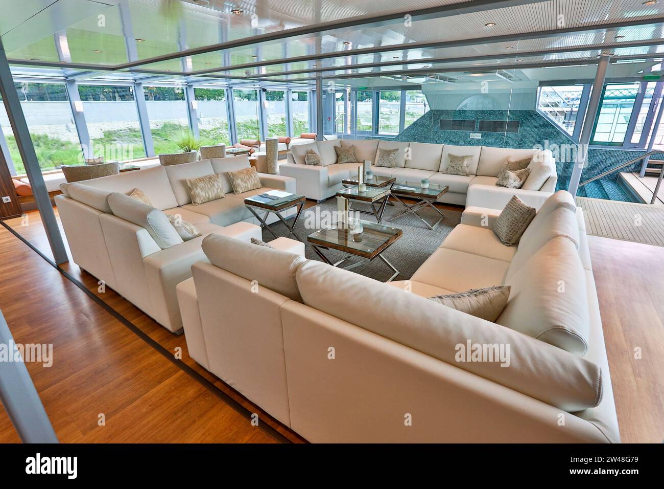 Amadeus Queen river cruise ship, Lüftner Amadeus cruises Stock Photo ...