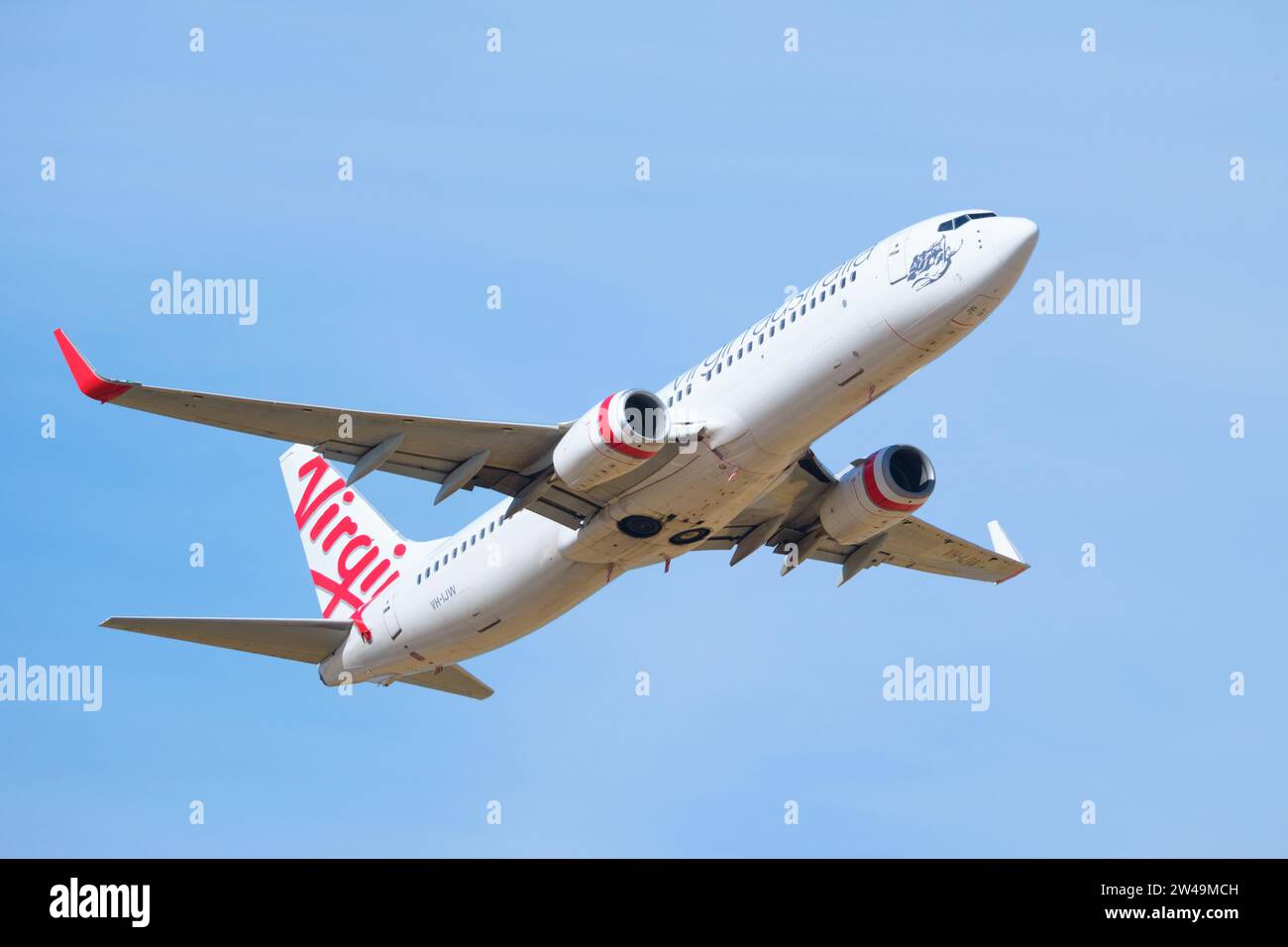 A Virgin Australia Boeing 737-800 aircraft taking off from Perth ...