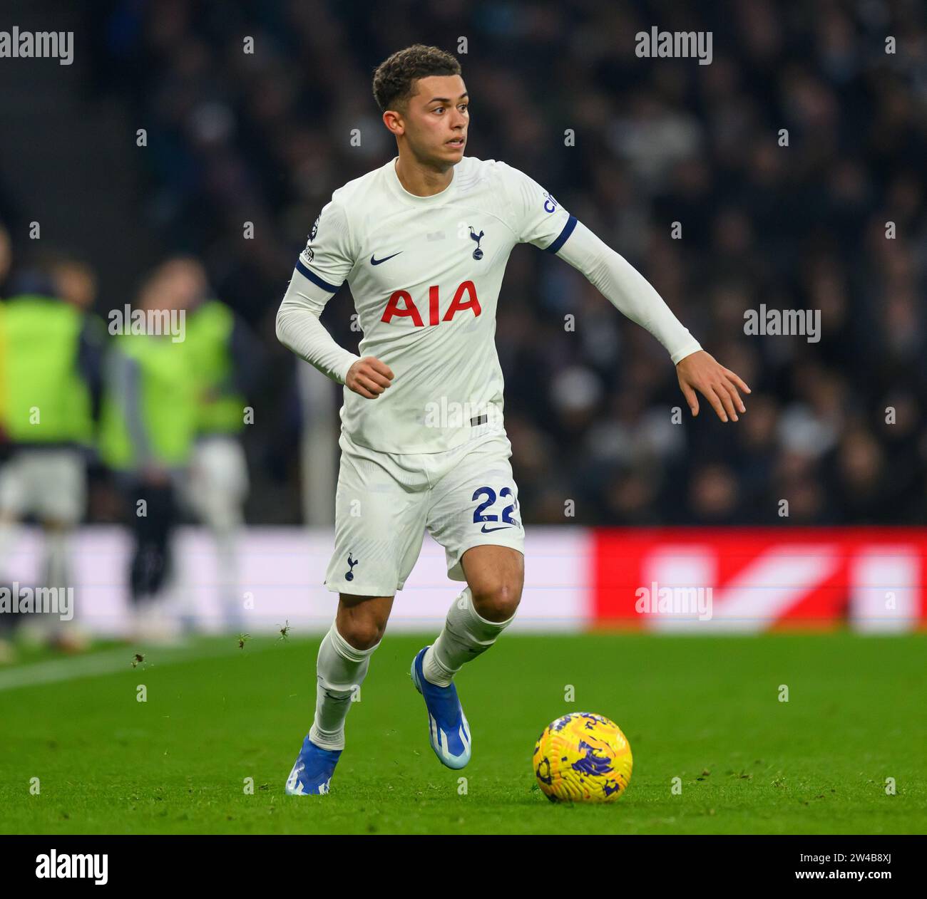 26 Nov 2023 - Tottenham Hotspur v Aston Villa - Premier League ...