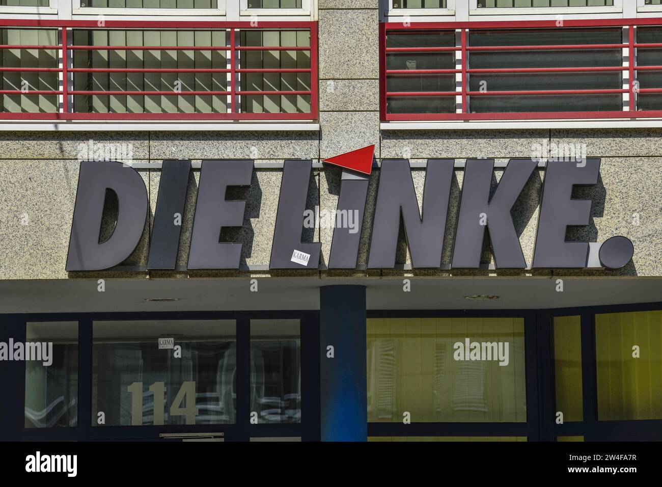 Die linke logo hi-res stock photography and images - Alamy