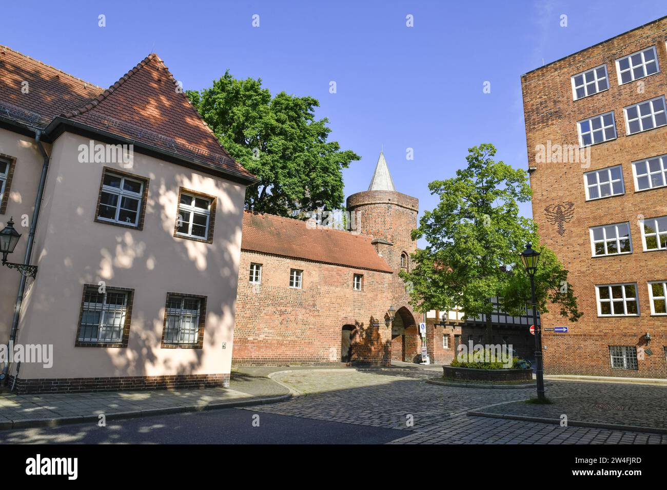 Stadtmauer, Lindenpforte, Cottbus, Brandenburg, Deutschland Stock Photo ...