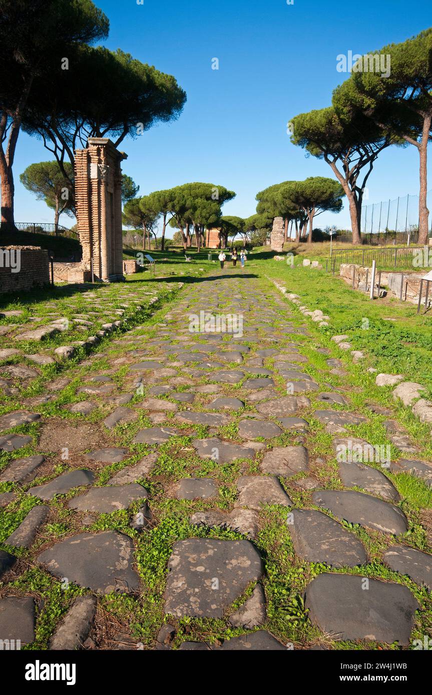 Ancient rome via latina hi-res stock photography and images - Alamy
