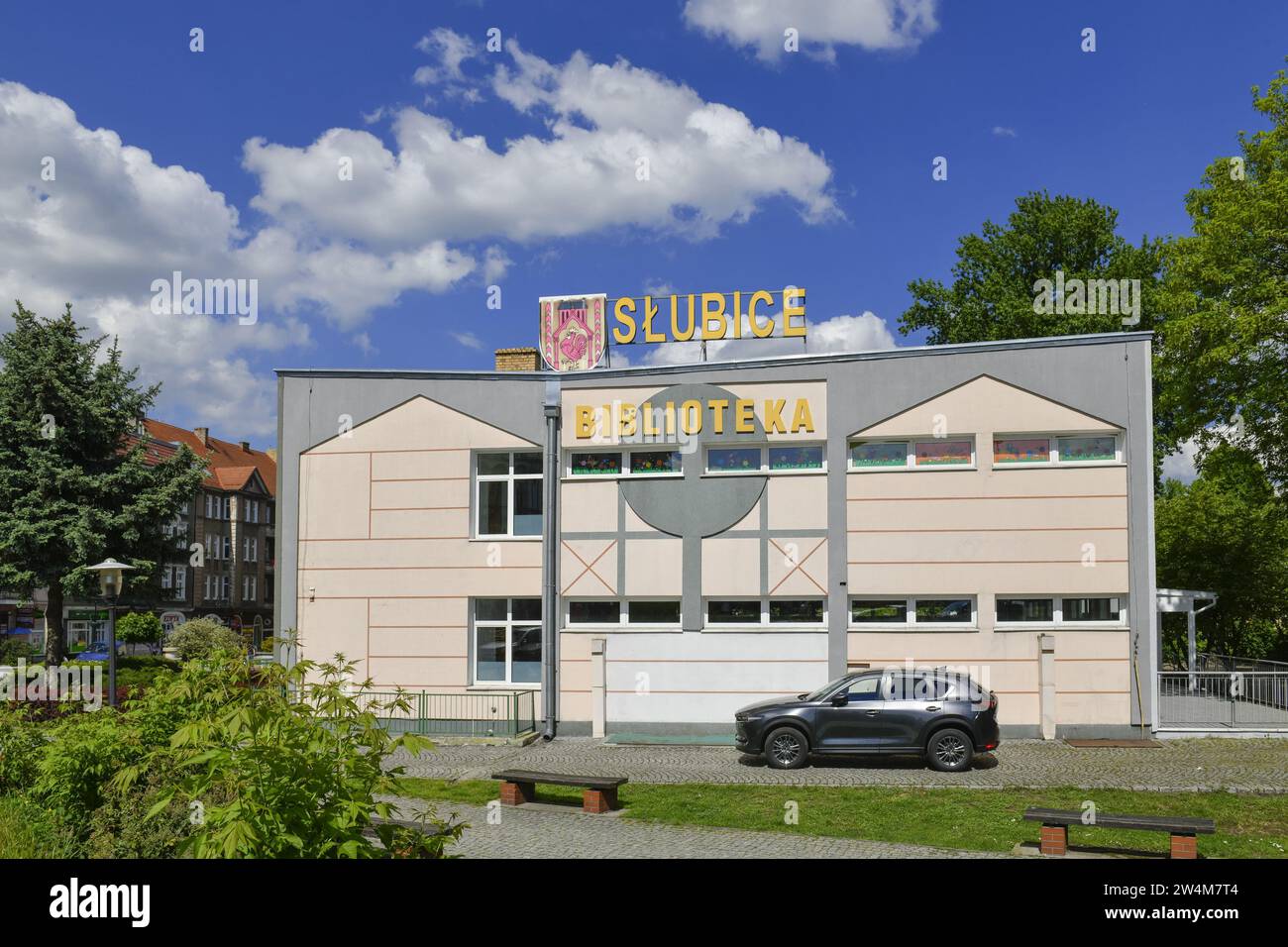 Bibliothek, Slubice, Polen Stock Photo - Alamy
