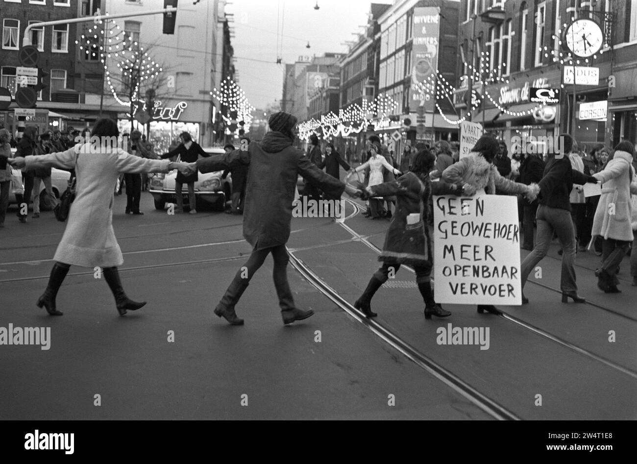 Protesters 1970s hi-res stock photography and images - Alamy