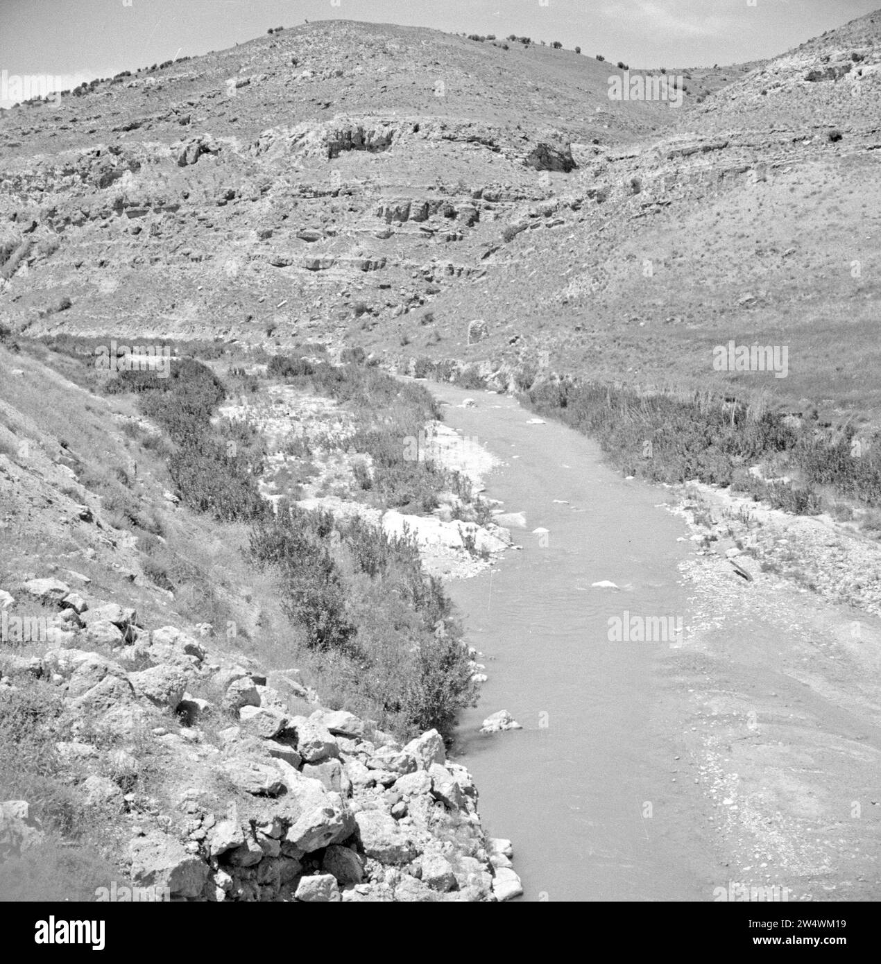 River jabbok hi-res stock photography and images - Alamy