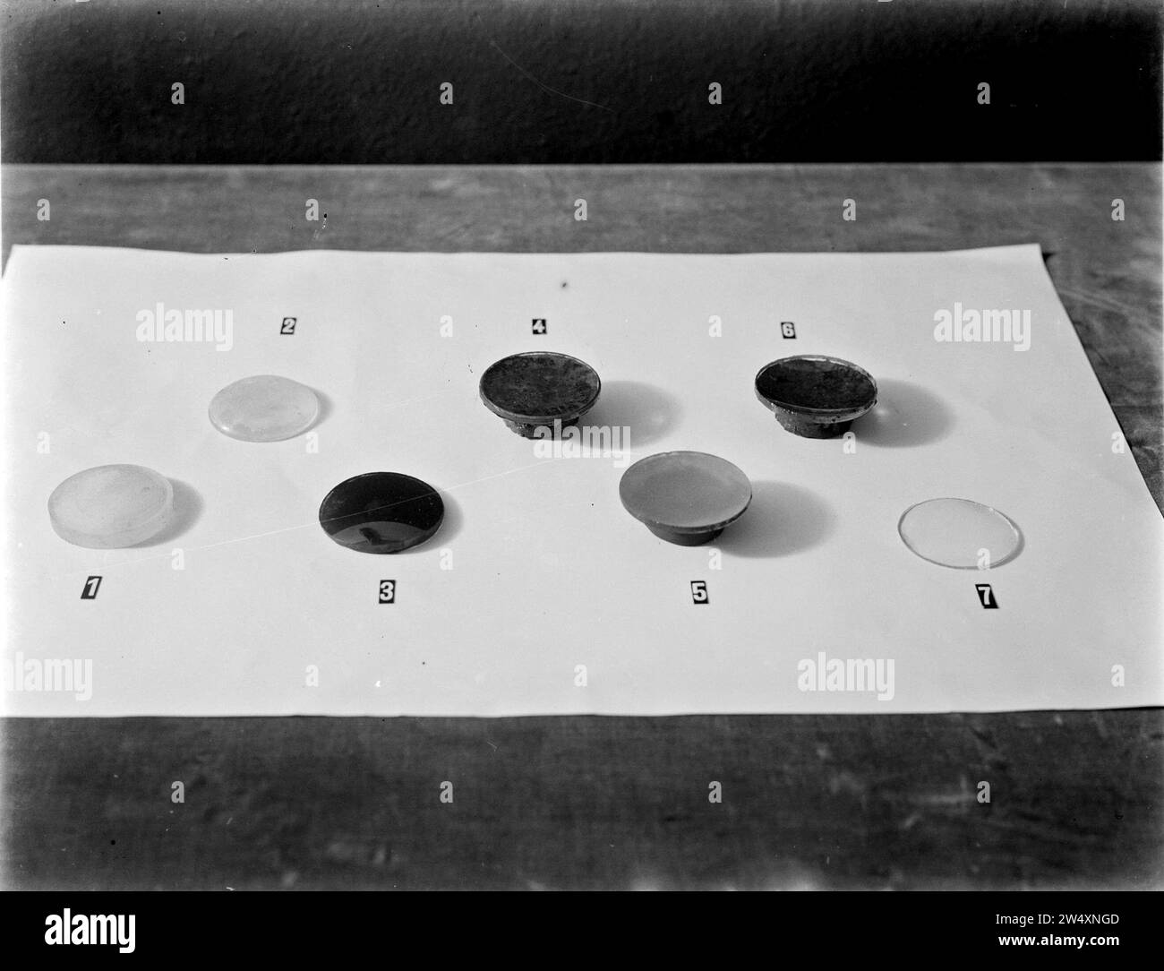 Historical lenses hi-res stock photography and images - Alamy