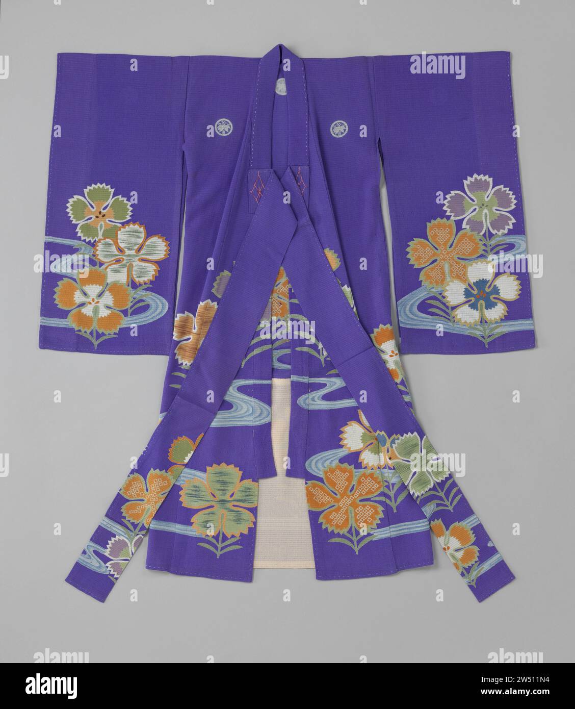 Girls Miyamairi Kimono with Anjelieren and Water, 1920 - 1940 Formal ...