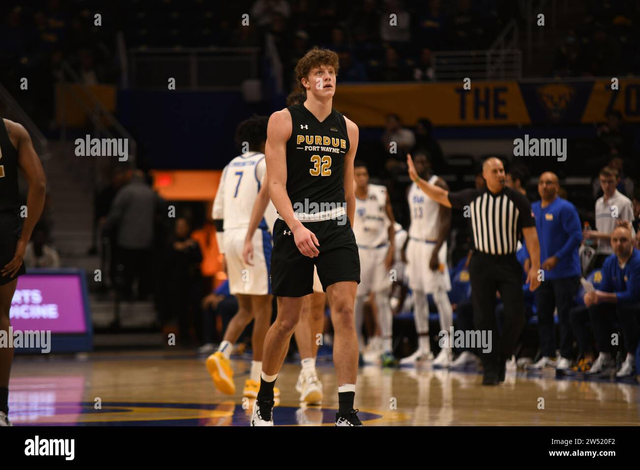 Purdue basketball court hi-res stock photography and images - Alamy