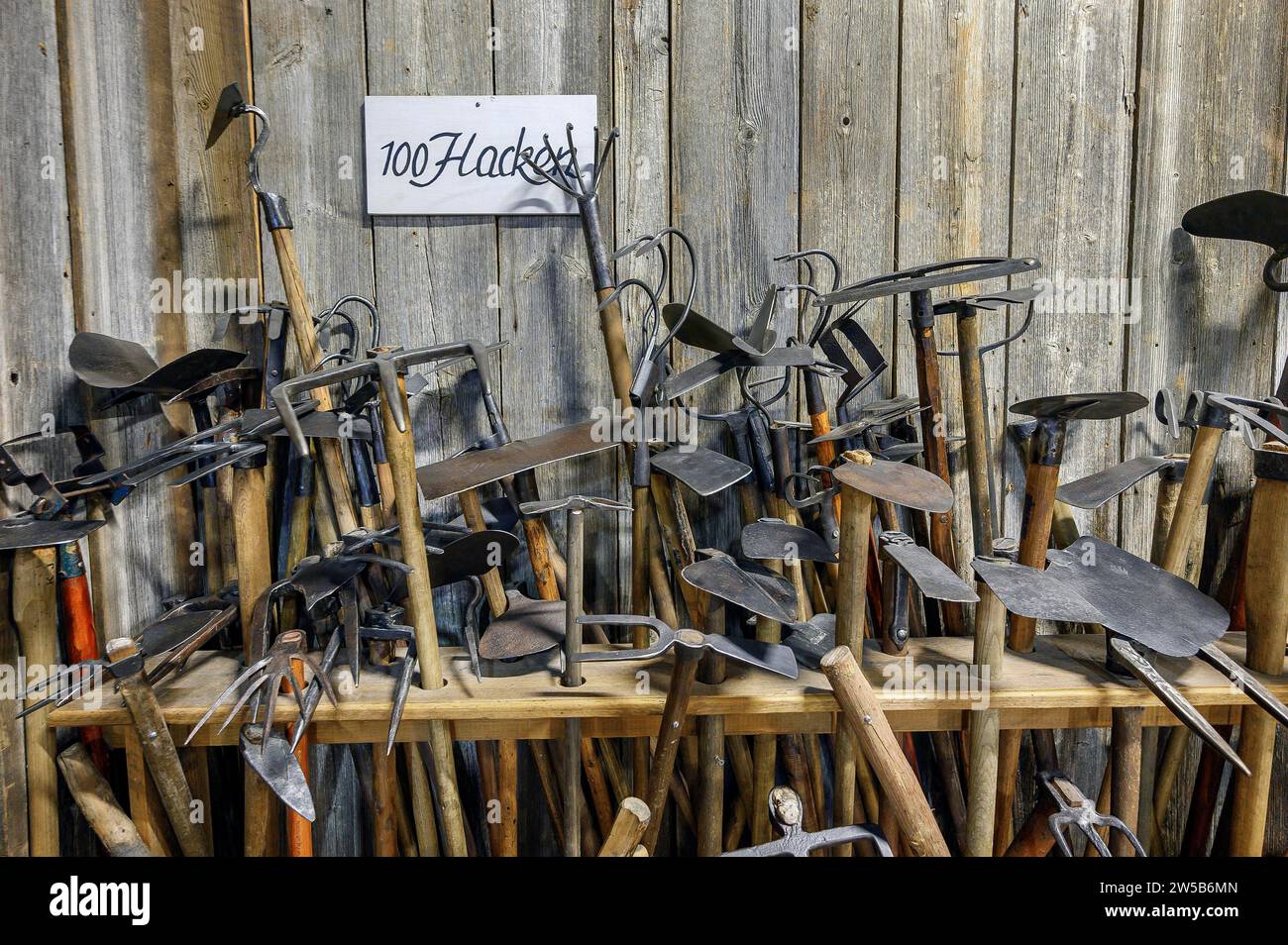 Earthworking hi-res stock photography and images - Alamy