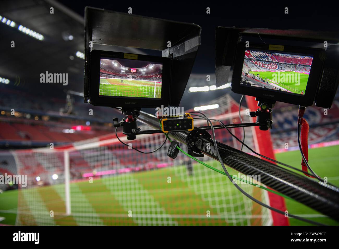 Screen at stadium hi-res stock photography and images - Alamy