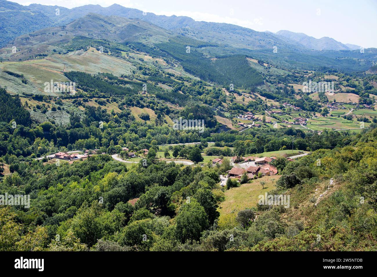 Valle del Nansa, Herrerias, Cantabria, Spain Stock Photo - Alamy