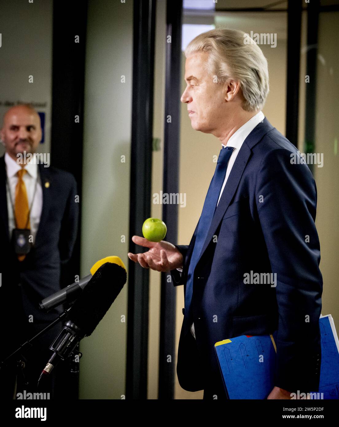 THE HAGUE - 21/12/2023, Geert Wilders Pvv after a conversation with ...