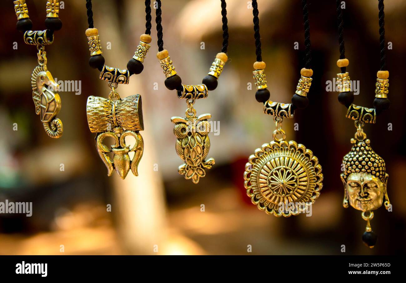 Religiousmedal hi-res stock photography and images - Alamy