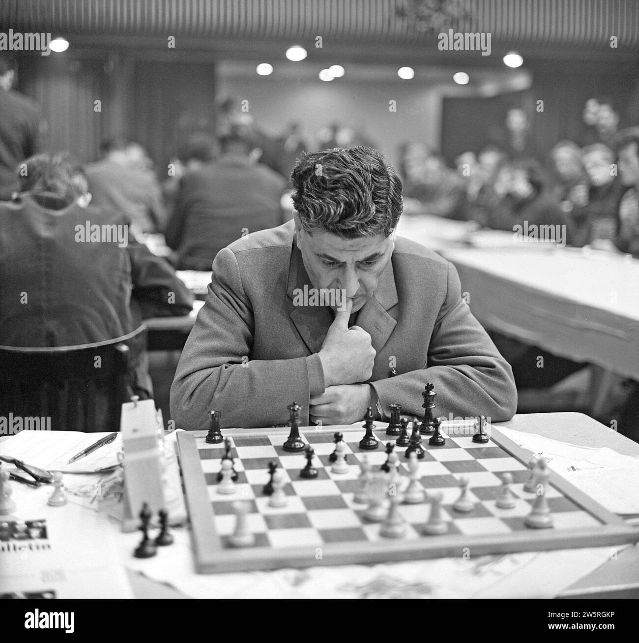 1960s chess player hi-res stock photography and images - Alamy
