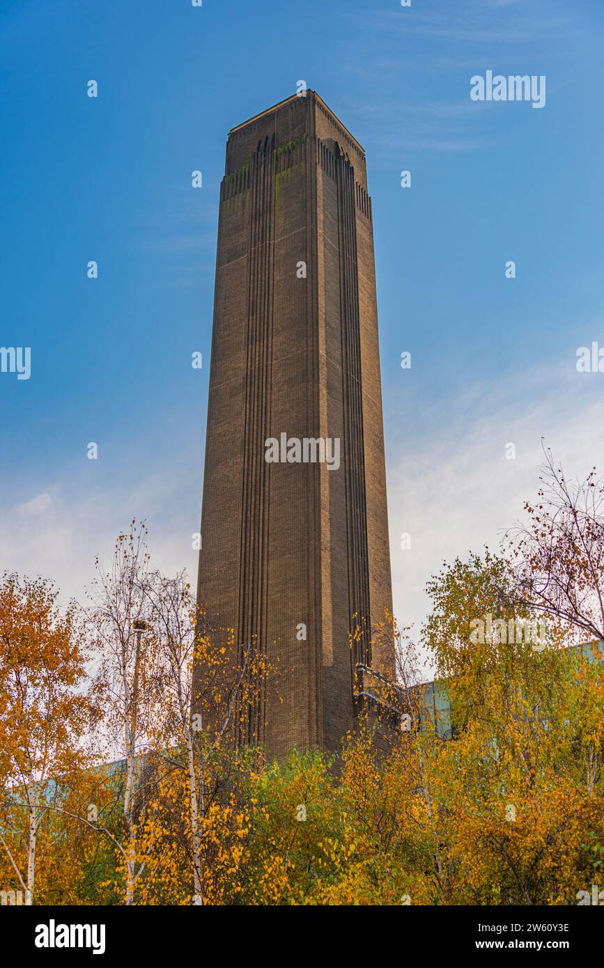 Tate Modern Tower and Iconic Chimney Stack, Bankside London, November ...