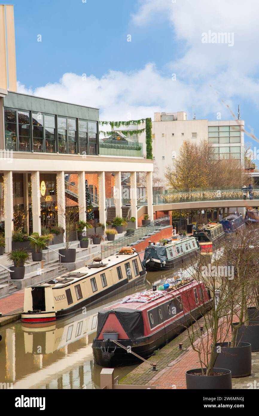 Castle quay waterfront banbury hi-res stock photography and images - Alamy