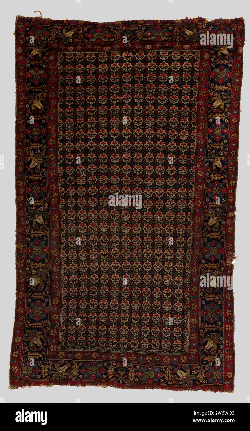 Eastern carpet ,, 1800 - 1900 Eastern carpet of knotted wool. In ...