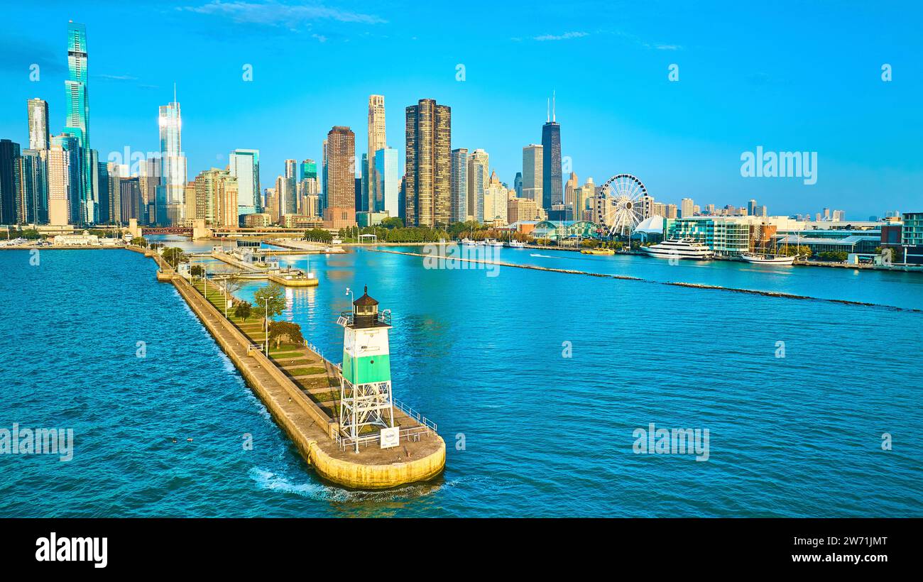 Chicago harbor southeast guidewall light hi-res stock photography and ...