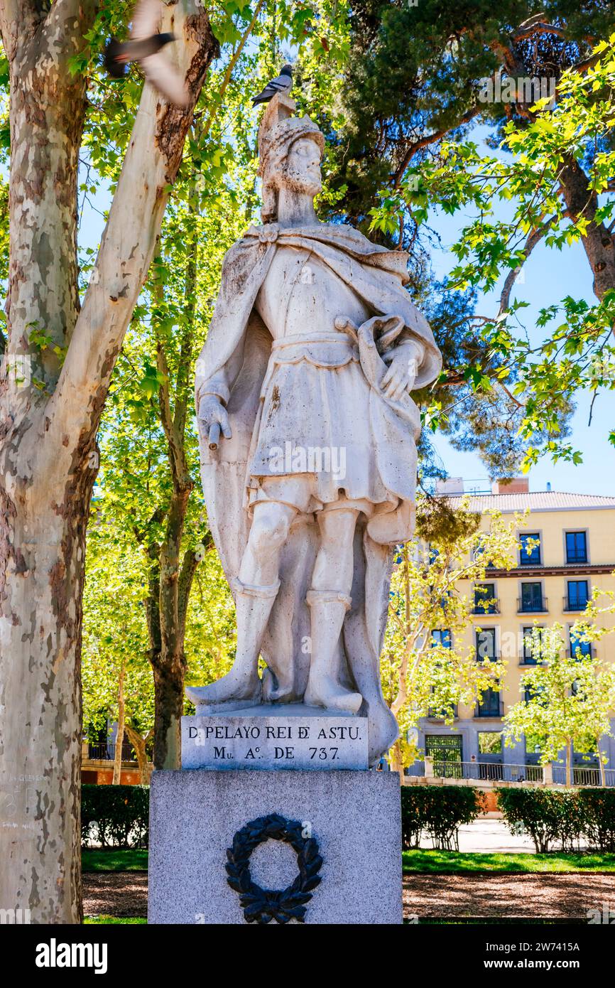 king Pelayo statue. Pelayo or Pelagius was a Hispano-Visigoth nobleman ...