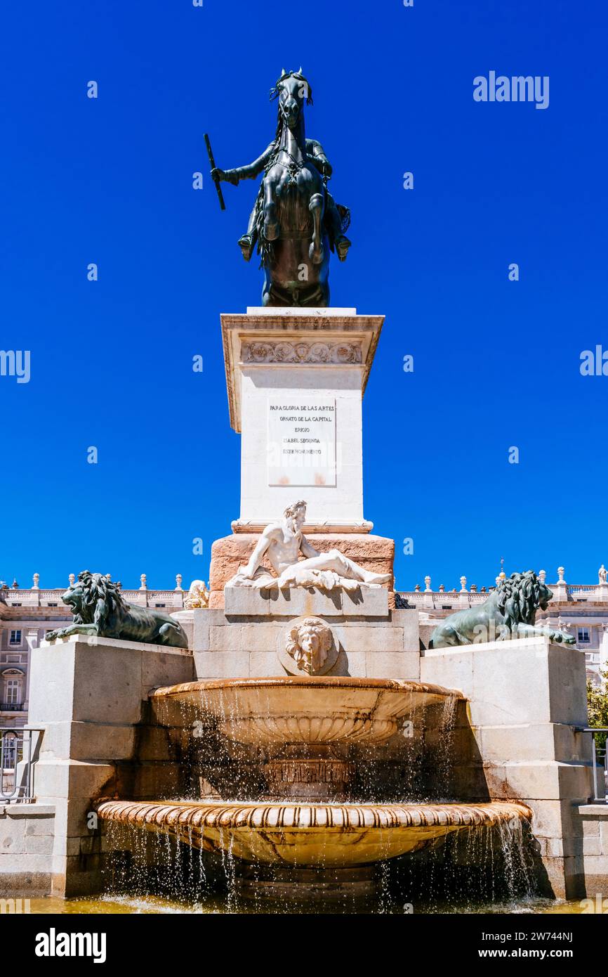 Equestrian statue of Philip IV. The Monument to Philip IV or Fountain ...