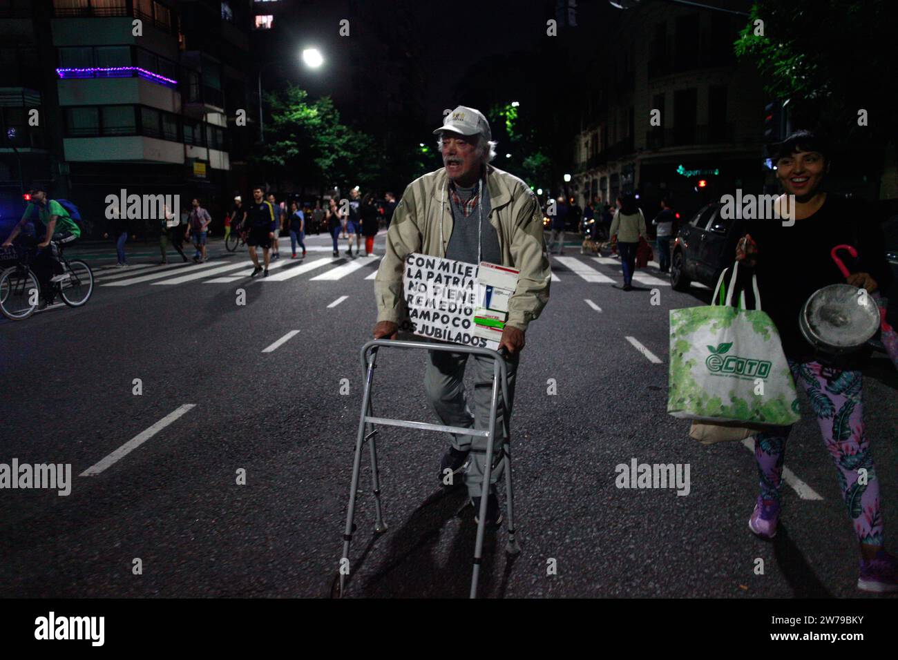 Movimientos populares hi-res stock photography and images - Alamy