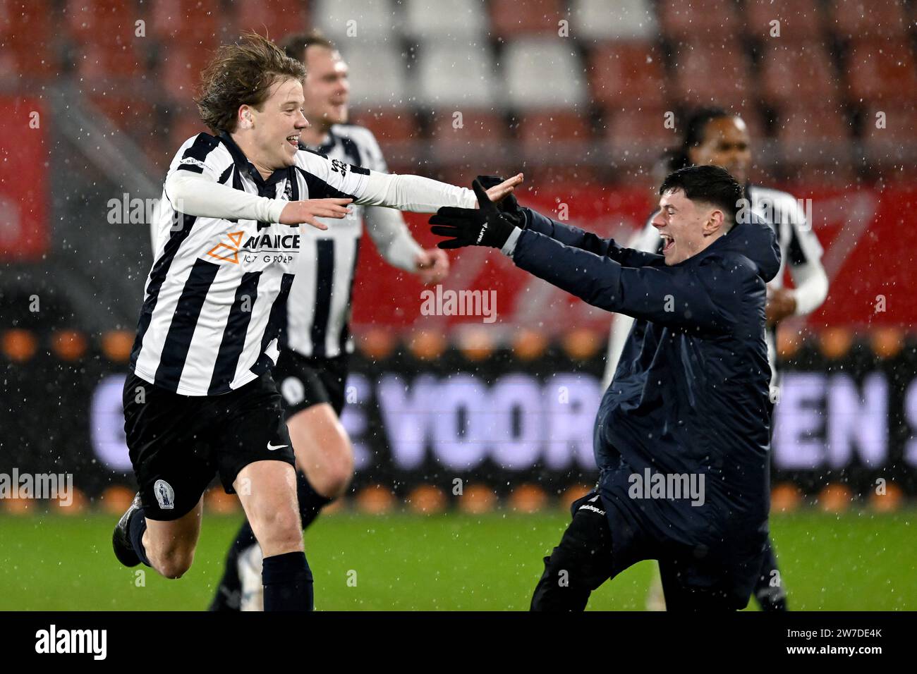 UTRECHT - Tim Pieters of USV Hercules celebrates the 1-0 during the 2nd ...