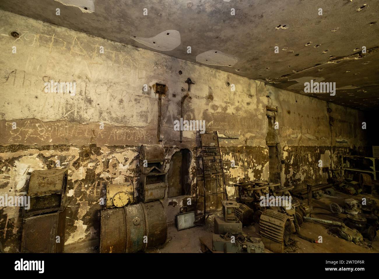 Communications bunker zeppelin hi-res stock photography and images - Alamy