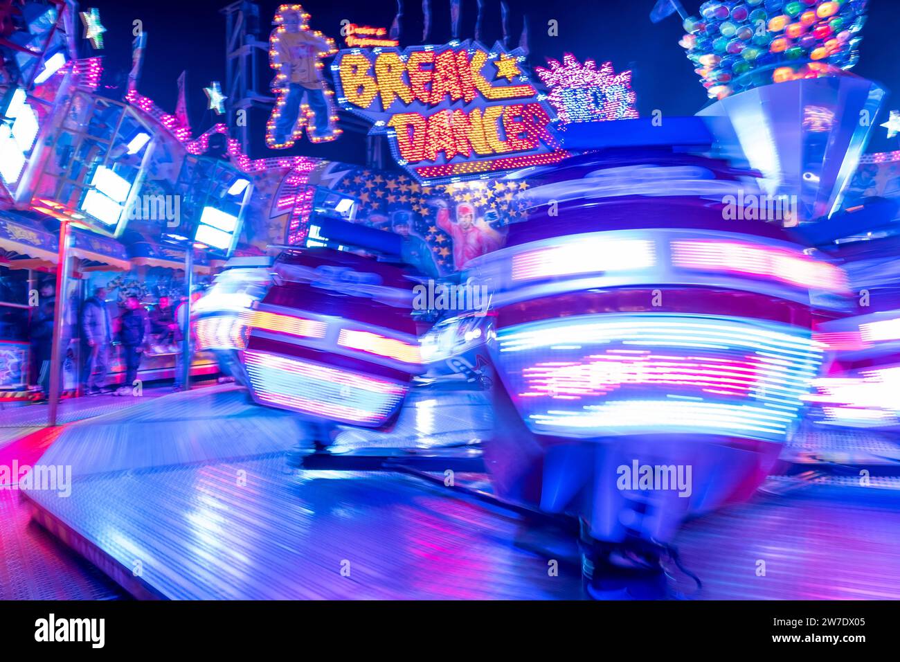 29.10.2023, Germany, Bremen, Bremen - Break Dancer (The Original) ride ...