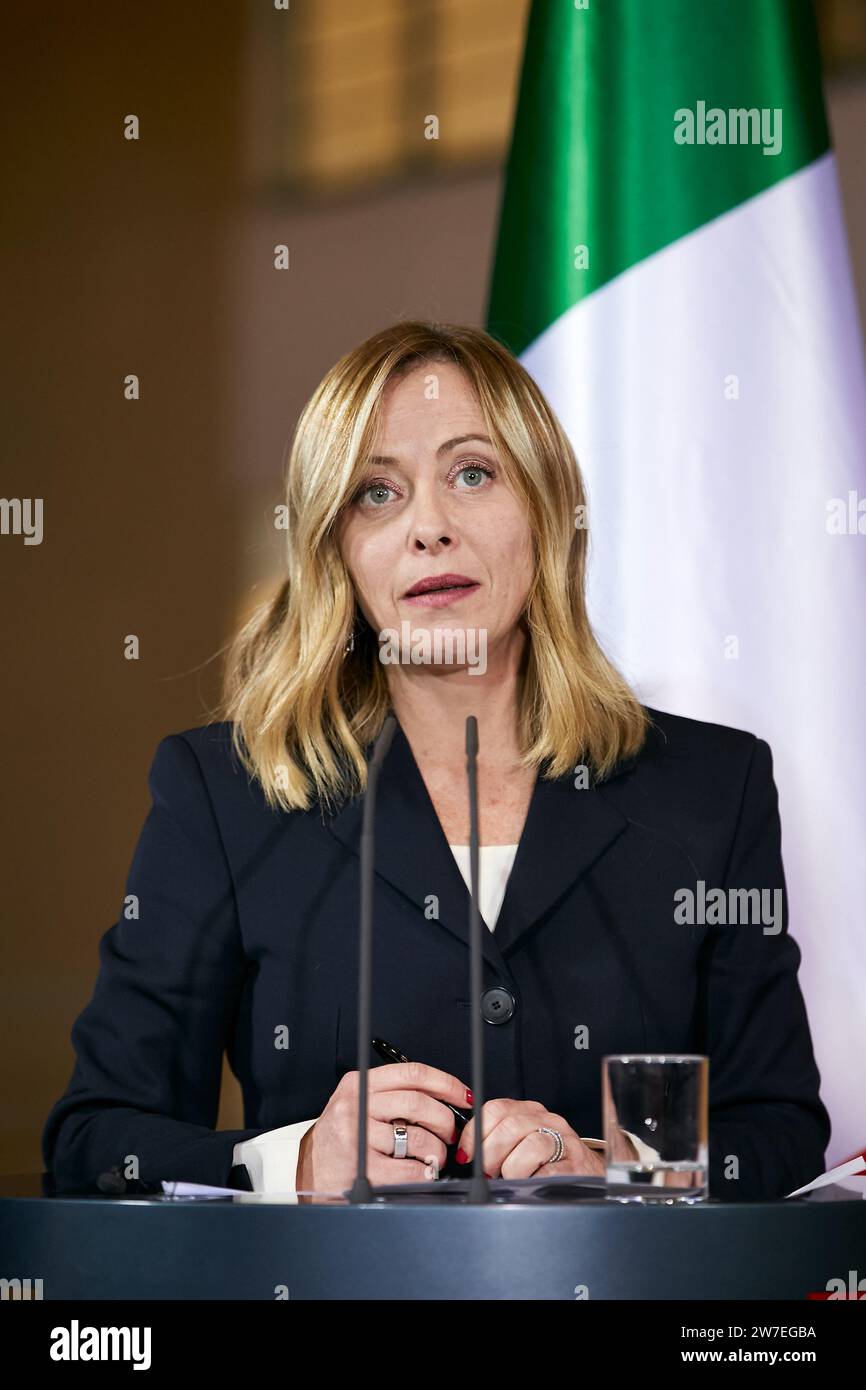 Giorgia meloni italian flag hi-res stock photography and images - Alamy