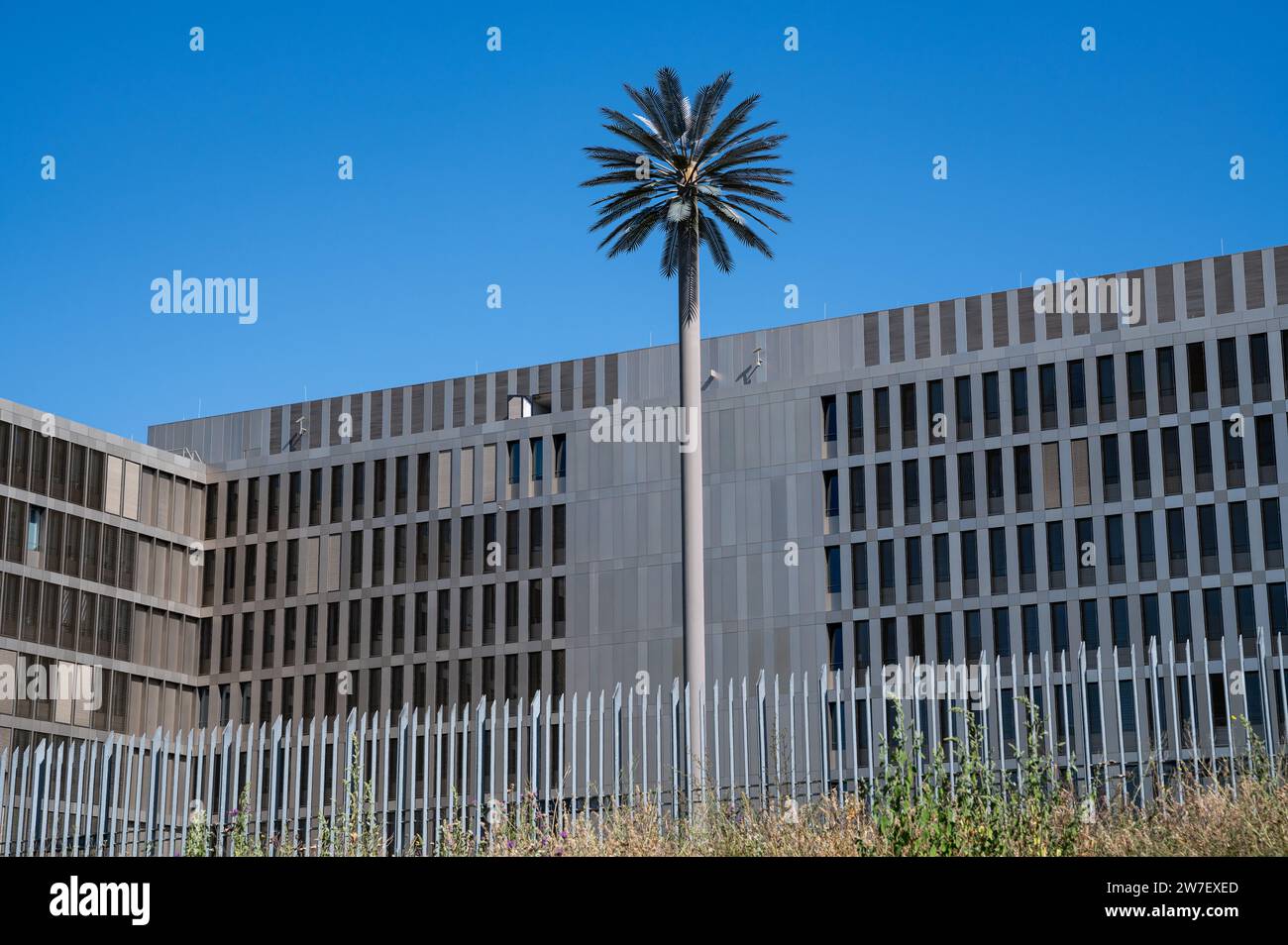 06.09.2023, Germany, Berlin, - View of the rear of the main building of ...