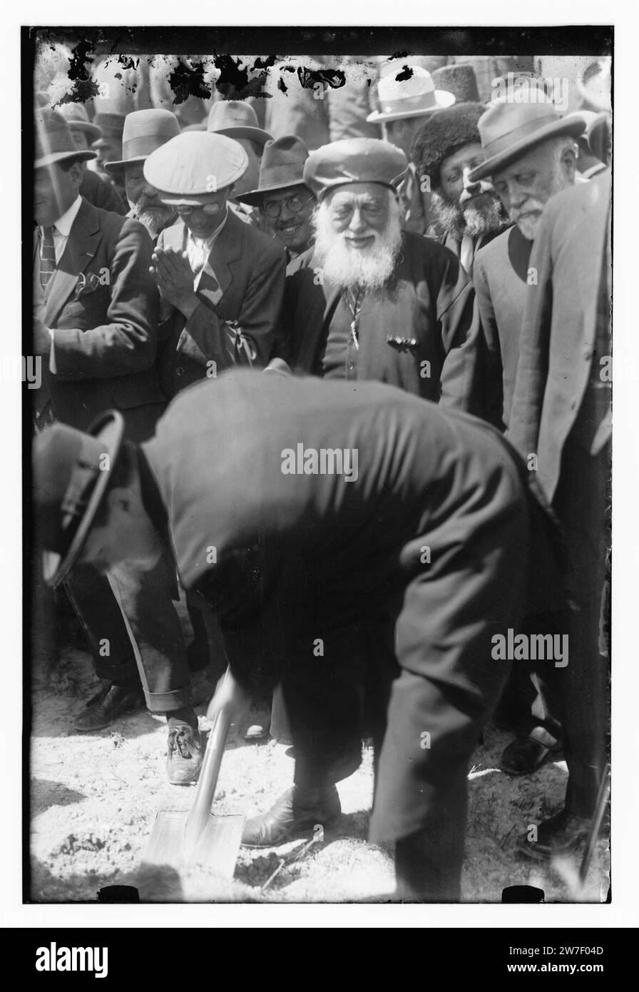 Winston Churchill planting his tree at the site of Hebrew University ...
