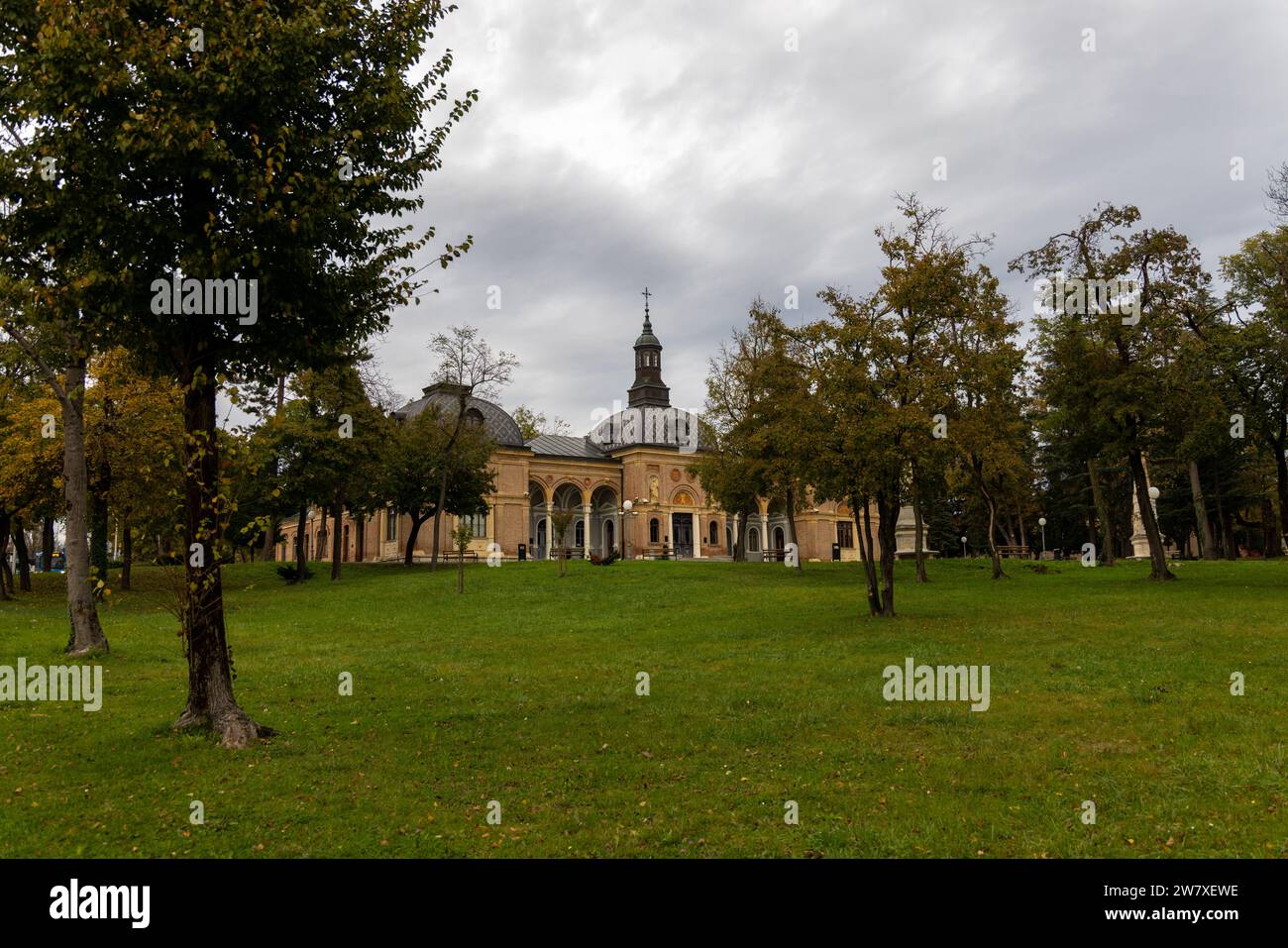 Majestic mortuary building and entrance to the historic Mirogoj ...