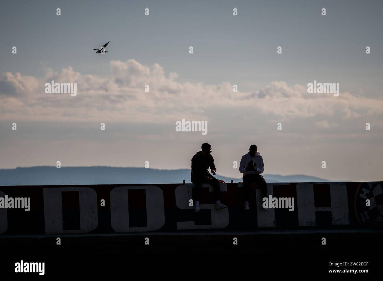 Split, Hrvatska. 14th Nov, 2023. People seen playing picigin ...