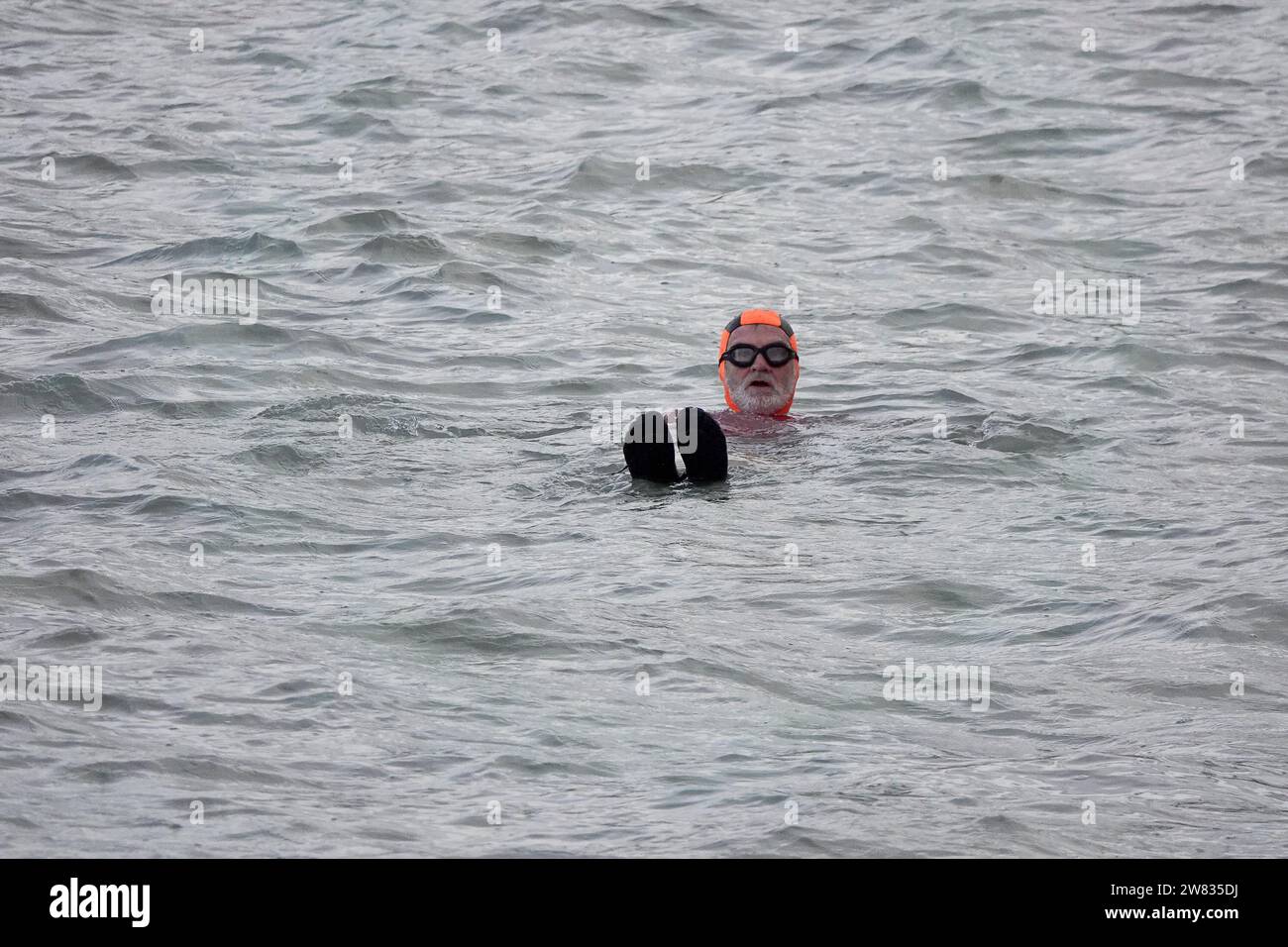 Freshwater Bay, Isle of Wight. 21st December 2023. Cold and windy ...