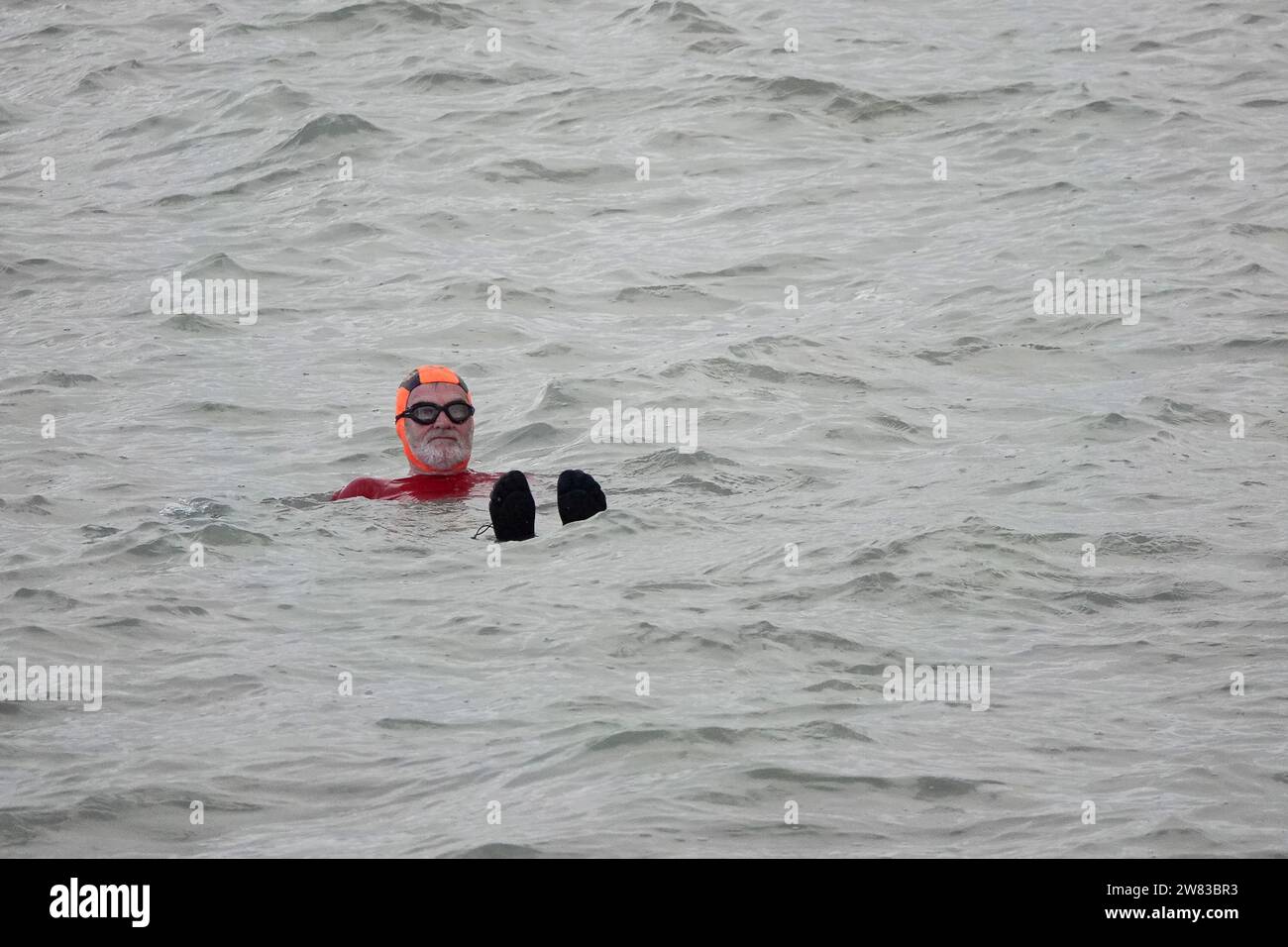 Freshwater Bay, Isle of Wight. 21st December 2023. Cold and windy ...