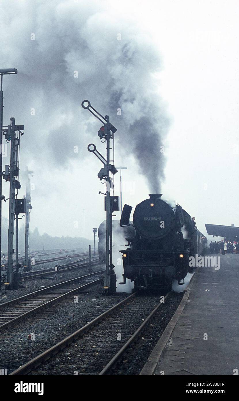 Steam action photographs hi-res stock photography and images - Alamy