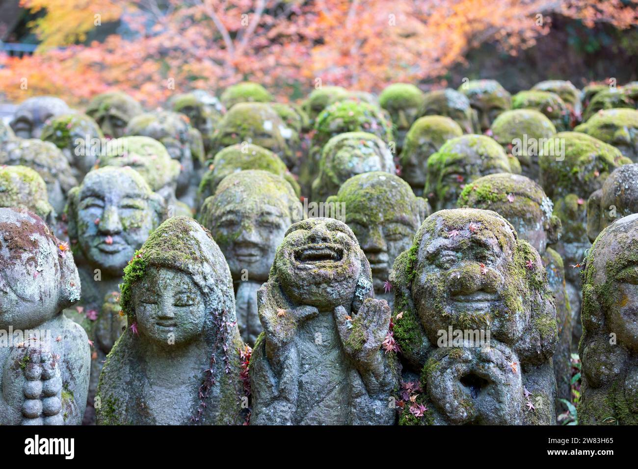 Small statues of the Otagi Nenbutsu-ji temple in Kyoto Stock Photo - Alamy