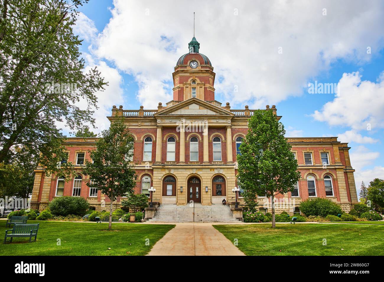 Elkhart County courthouse on bright summer day with cloudy blue sky ...
