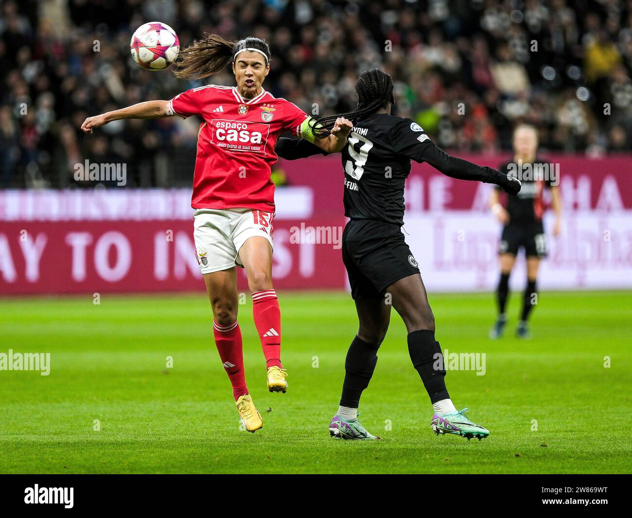 Frankfurt, Deutschland. 21st Dec, 2023. Shekiera Martinez (Eintracht ...