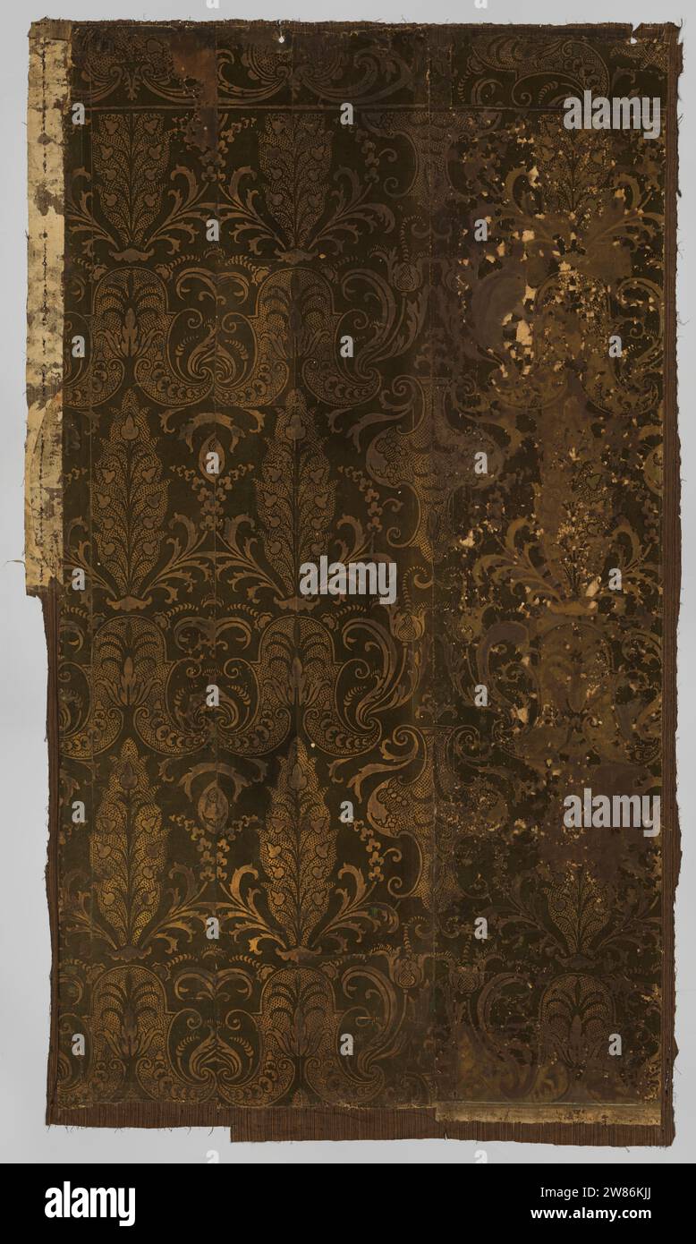 Bronze green louis xiv motifs hi-res stock photography and images - Alamy
