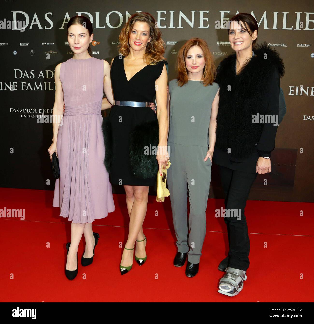 Nora von Waldstaetten Marie Baeumer Josefine Preuss Anja Kling - Adlon ...