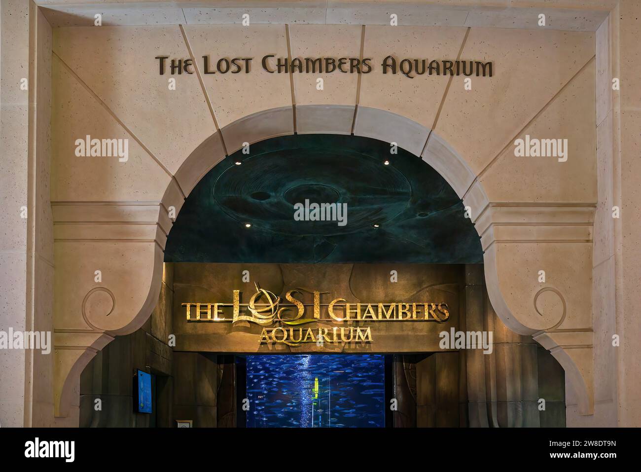The entrance lobby of The Lost Chambers Aquarium at Atlantis The Palm ...