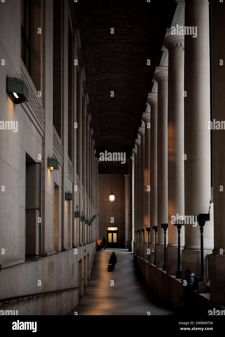 Commuters scramble to catch their train inside Union Station in Toronto ...