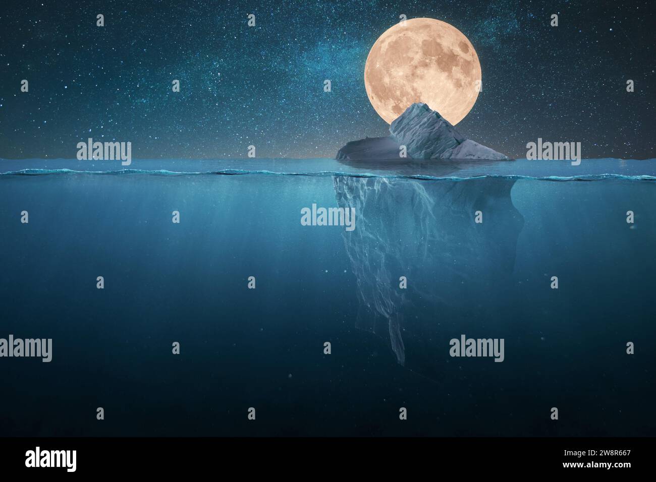 Iceberg with full moon hi-res stock photography and images - Alamy