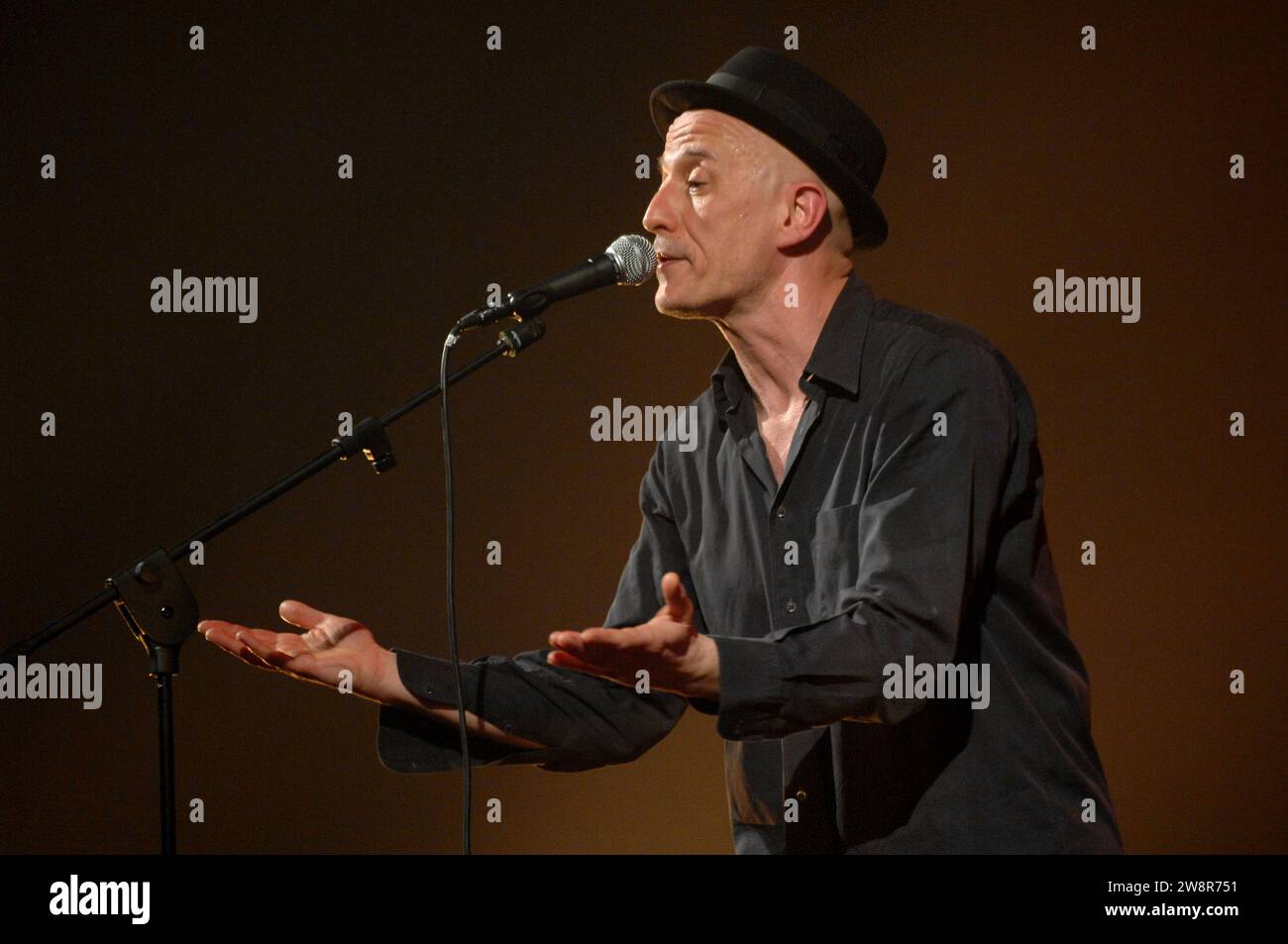 Avion travel photographs hi-res stock photography and images - Alamy