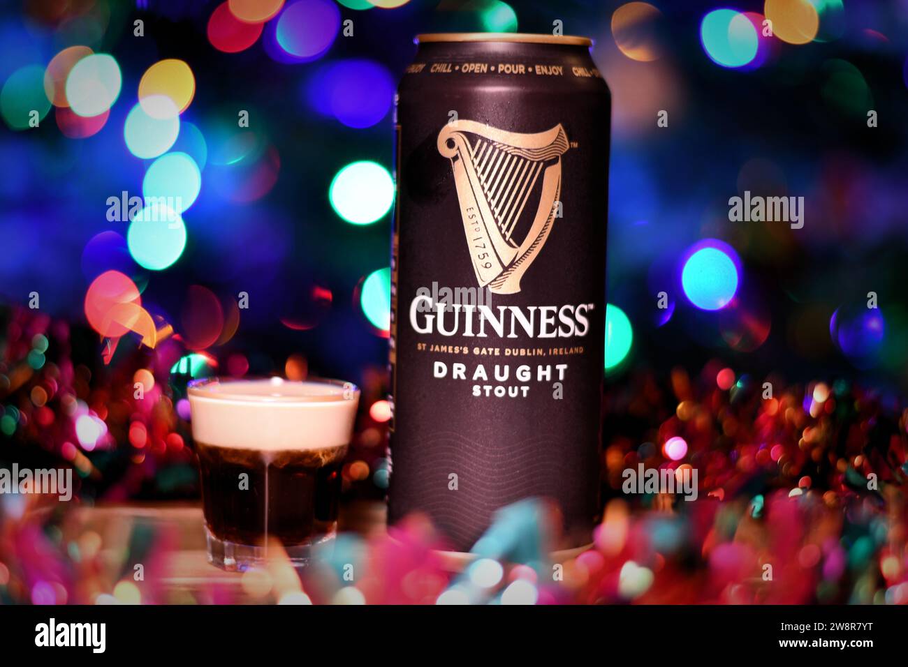Guinness family hi-res stock photography and images - Alamy