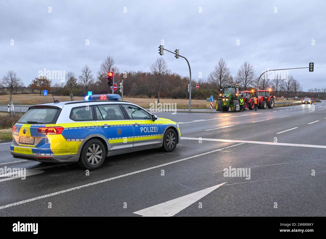Leipzig - Bauern sperren sachsenweit Auffahrten zur Autobahn: Protest ...
